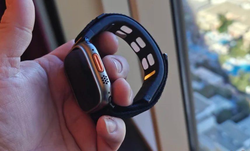 SlashGear featured Mudra Band in their "Best Moments of CES 2024 Day 3 ...